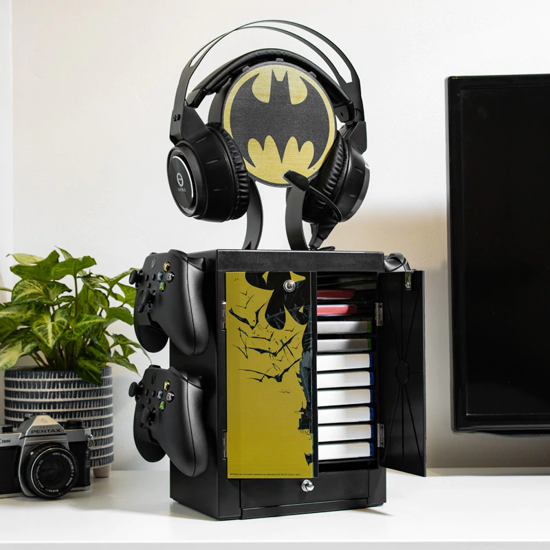 OFFICIAL BATMAN GAMING LOCKER - Video game collectables | Gamez Hut ...